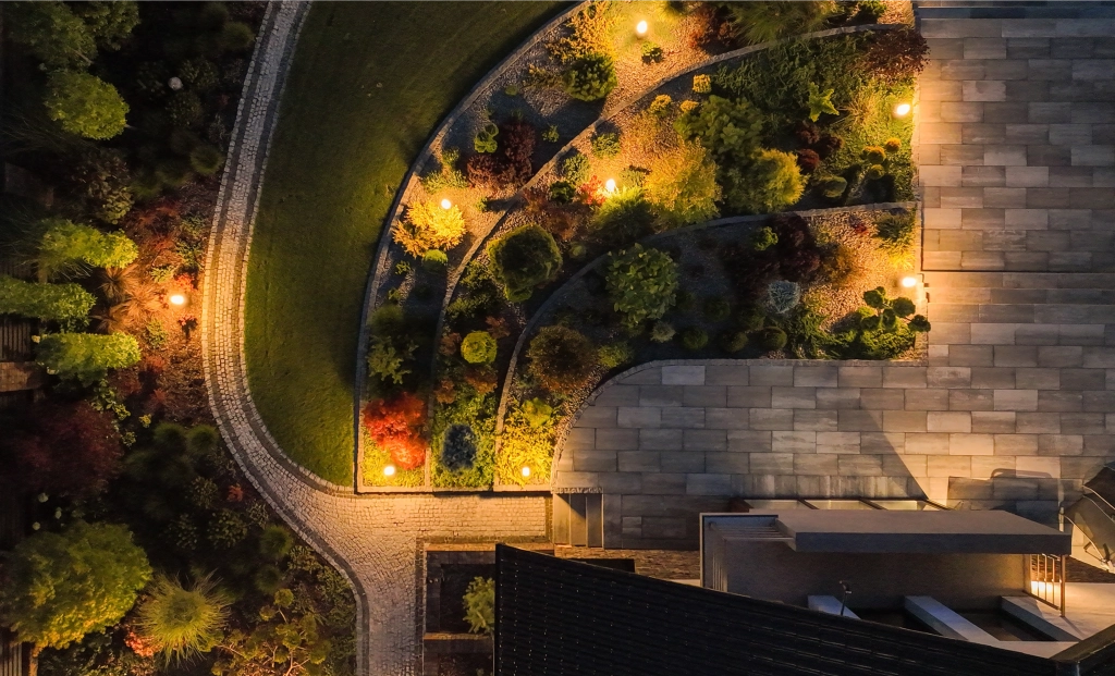 Light Up Your Outdoor Spaces: The Do's & Don'ts of Lighting Design ...